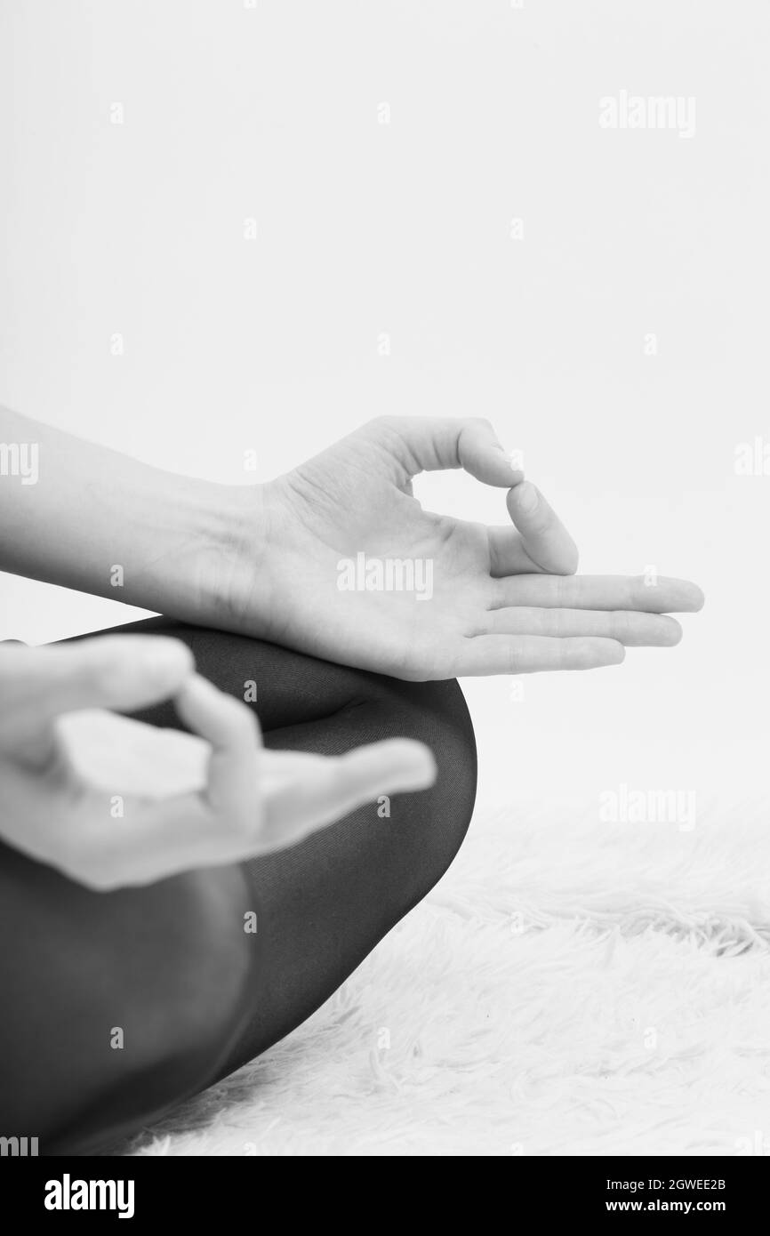 Genoux genou Banque d'images noir et blanc - Alamy