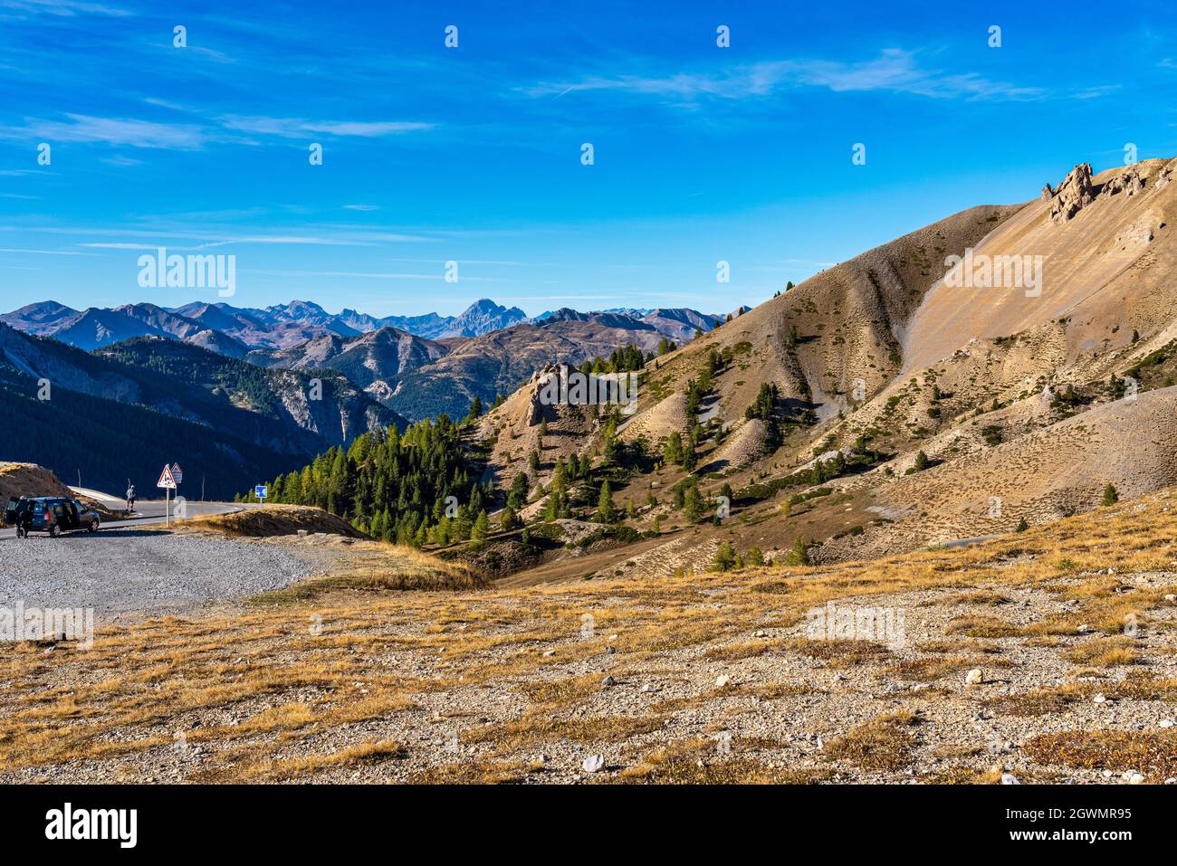 La Casse déserte et le col de l'Izoard dans les Alpes françaises ...
