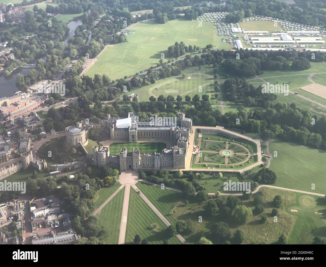 An aerial view of windsor castle Banque de photographies et d’images à ...