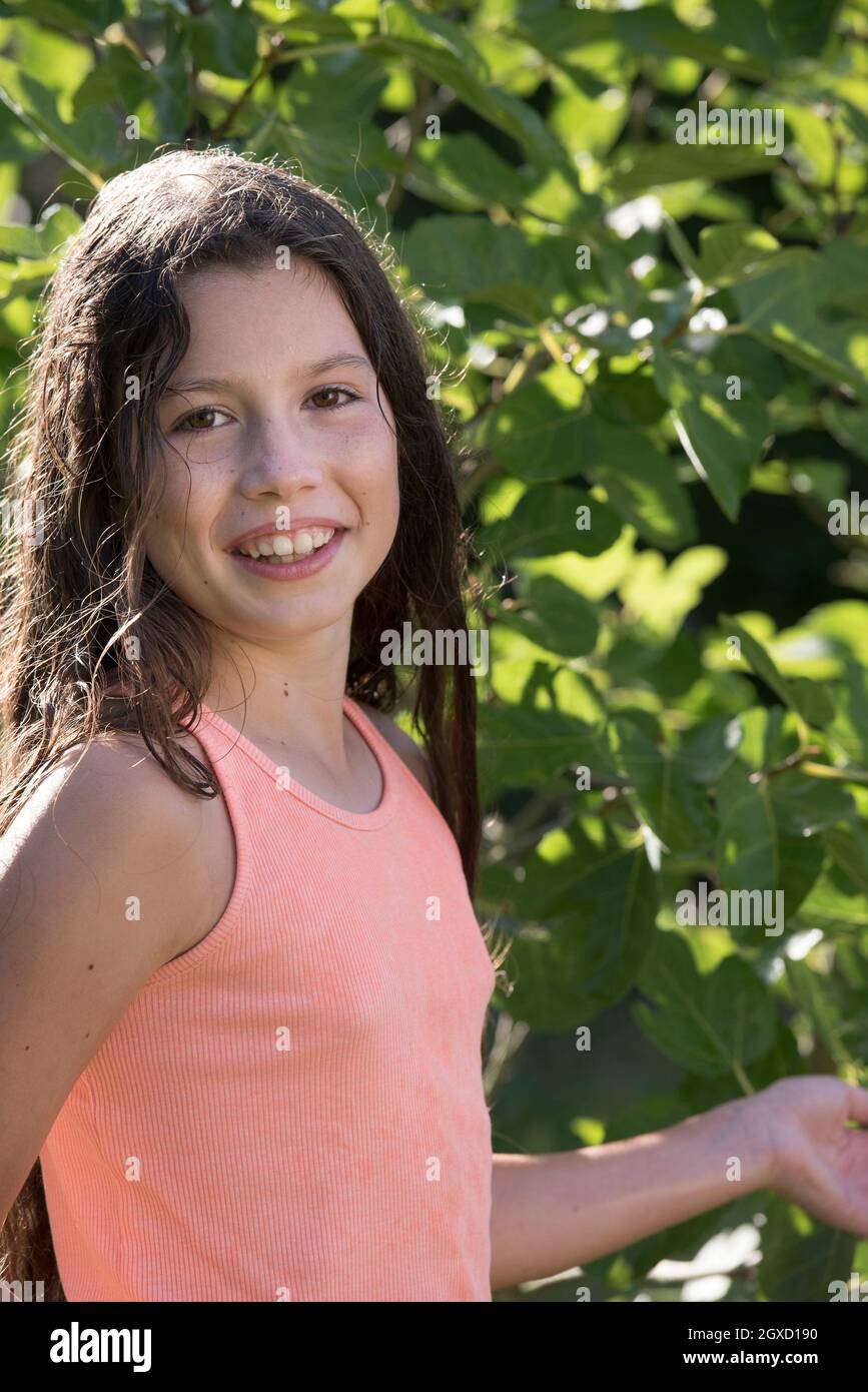 Fille En Short En Jean Banque De Photographies Et Dimages à Haute