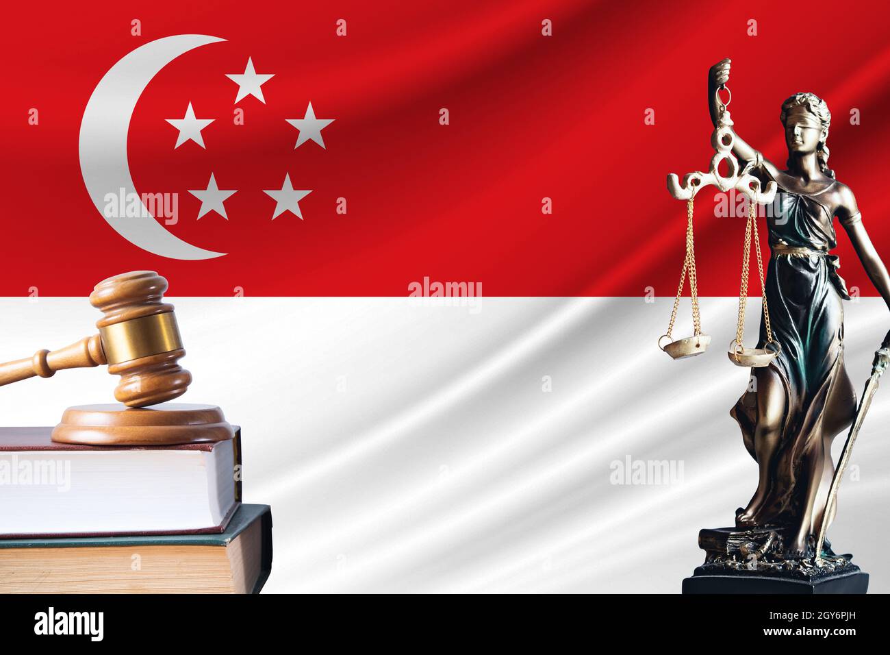 Droit Et Justice Singapour Statue De Themis Et Le Gavage Du Juge Sur droit-et-justice-singapour-statue-de-themis-et-le-gavage-du-juge-sur
