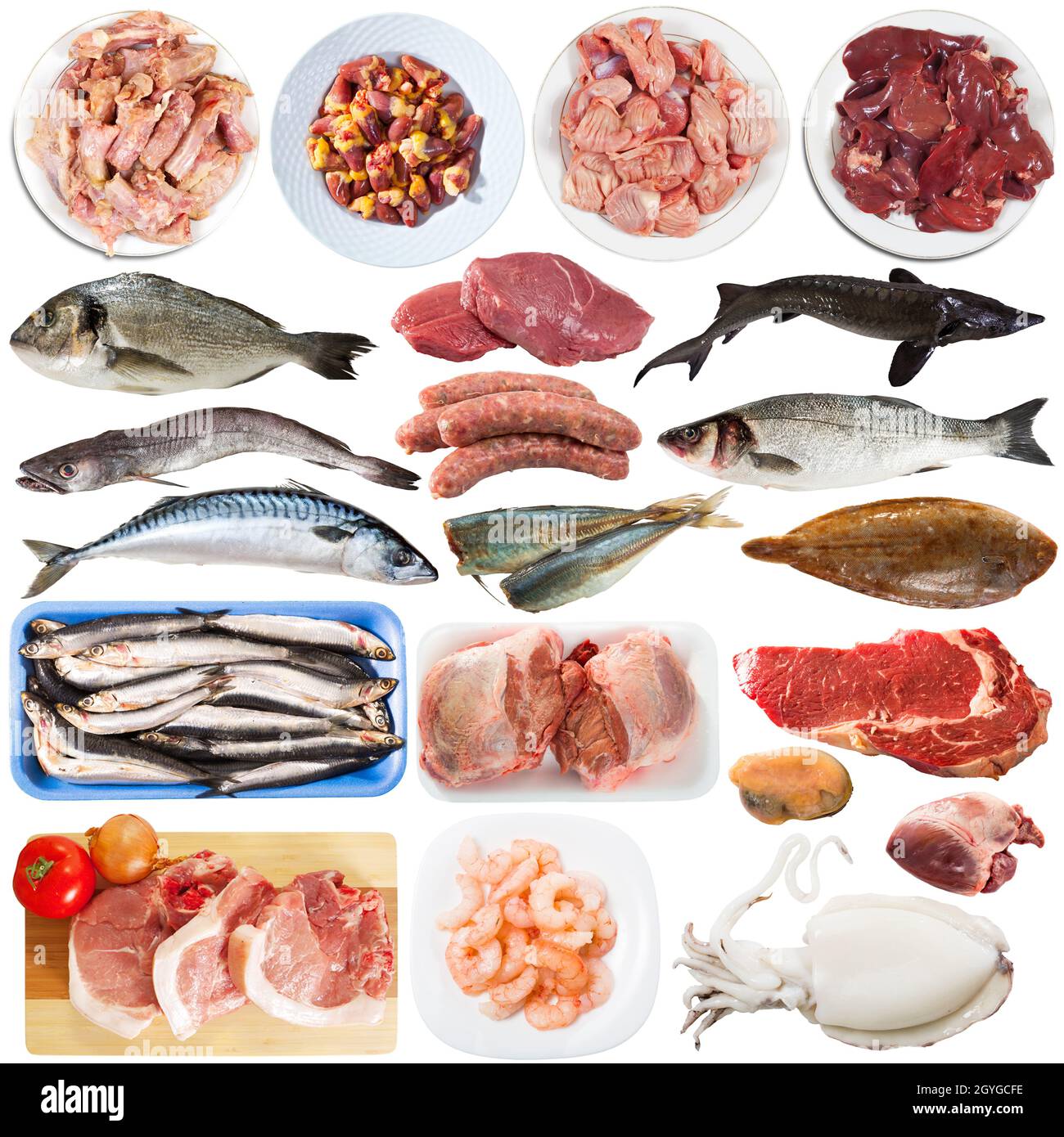 Viande, poisson et volaille crus isolés sur fond blanc Photo Stock - Alamy