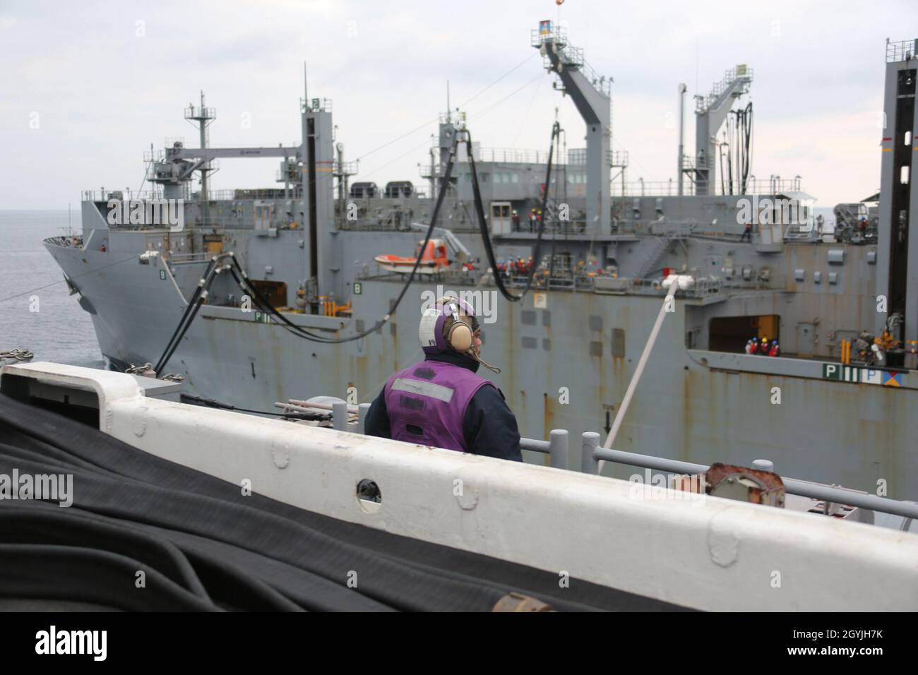 200104-M-OO419-MER MÉDITERRANÉE (JANV4, 2020) les marins de la marine ...