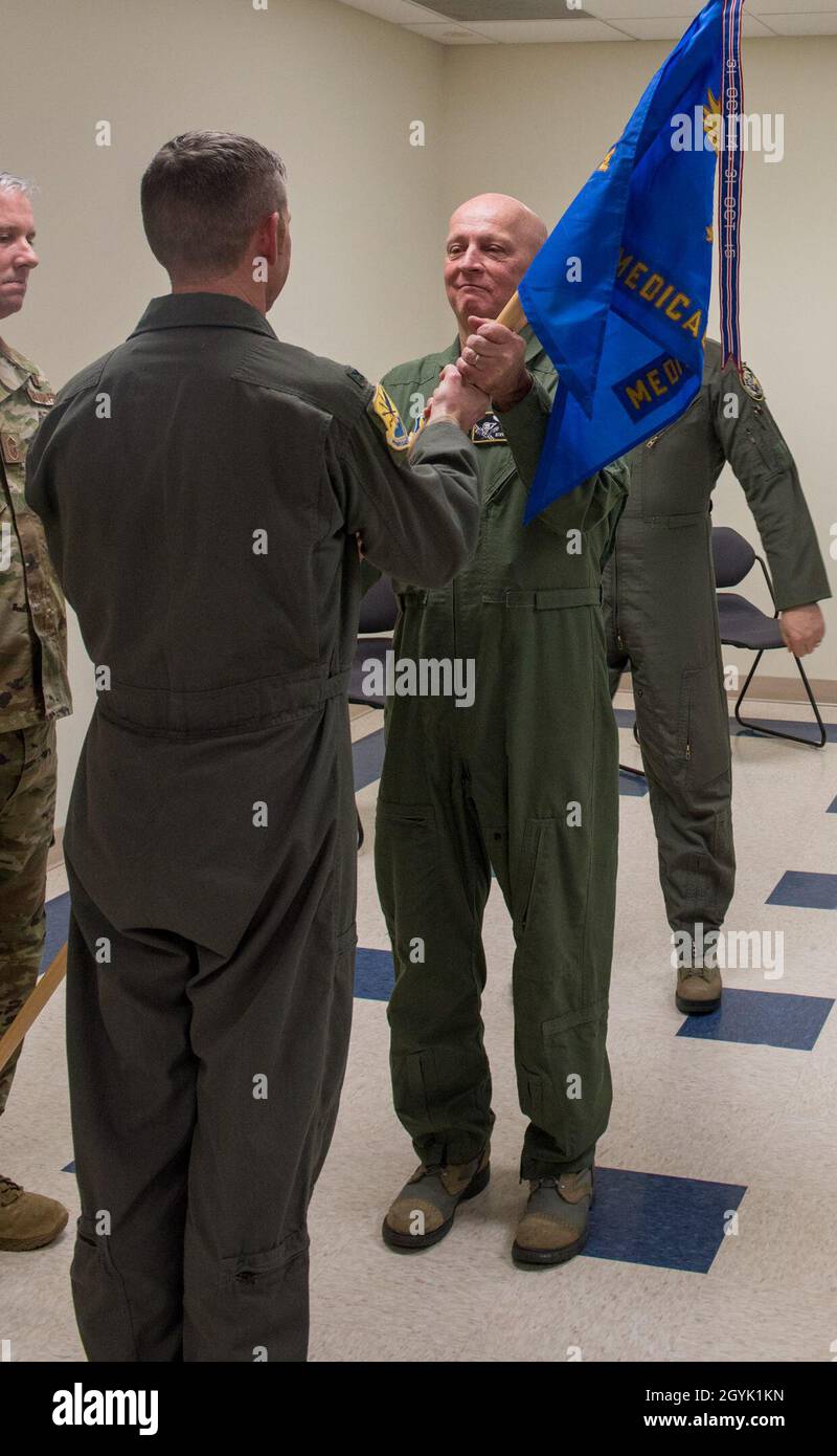Le lieutenant-colonel Stephen Jones, le nouveau commandant du 124e ...