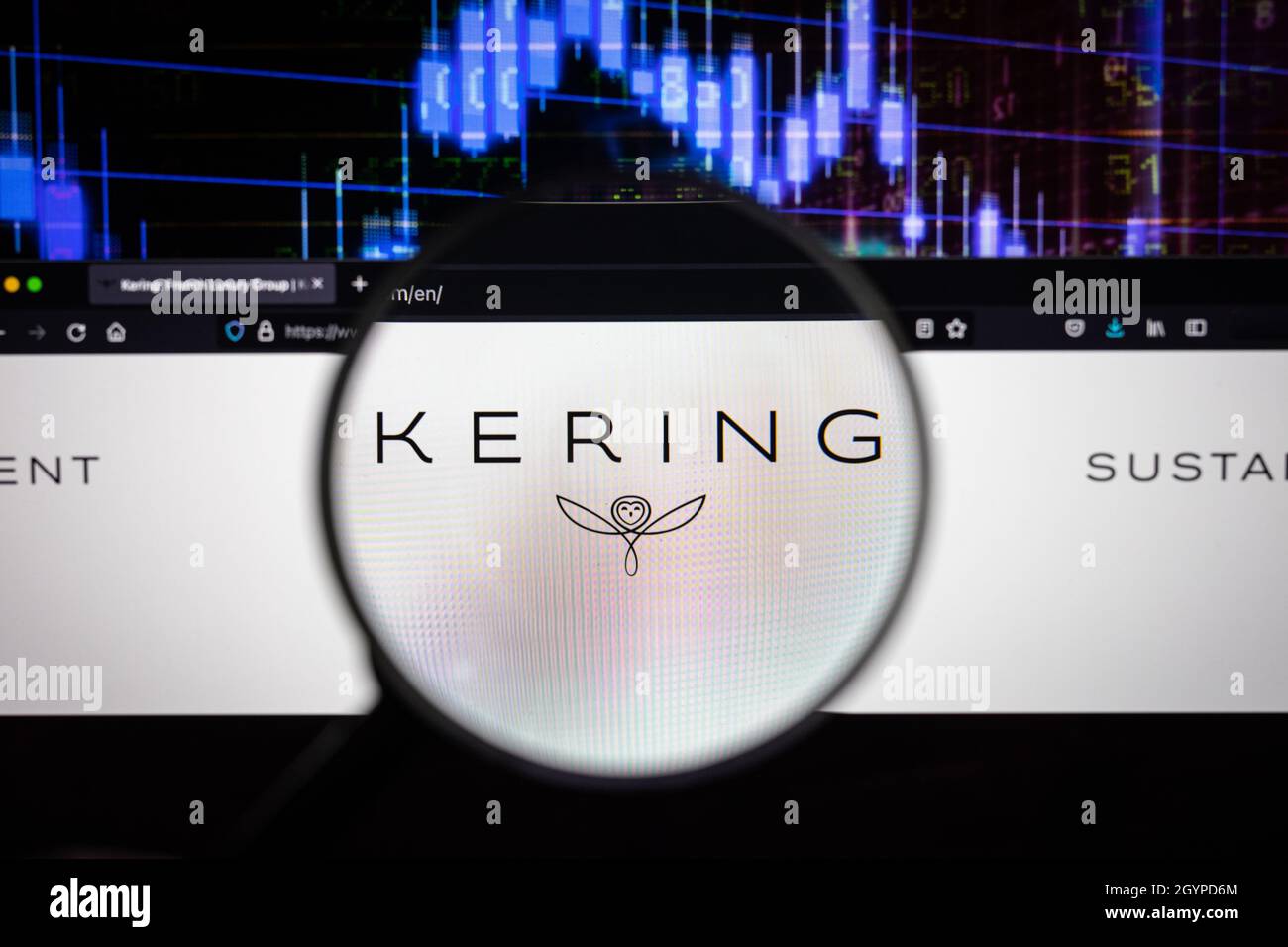 Kering logo Banque de photographies et d’images à haute résolution - Alamy