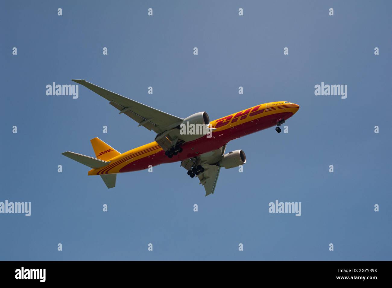 Dhl cargo boeing 777 Banque de photographies et d’images à haute ...
