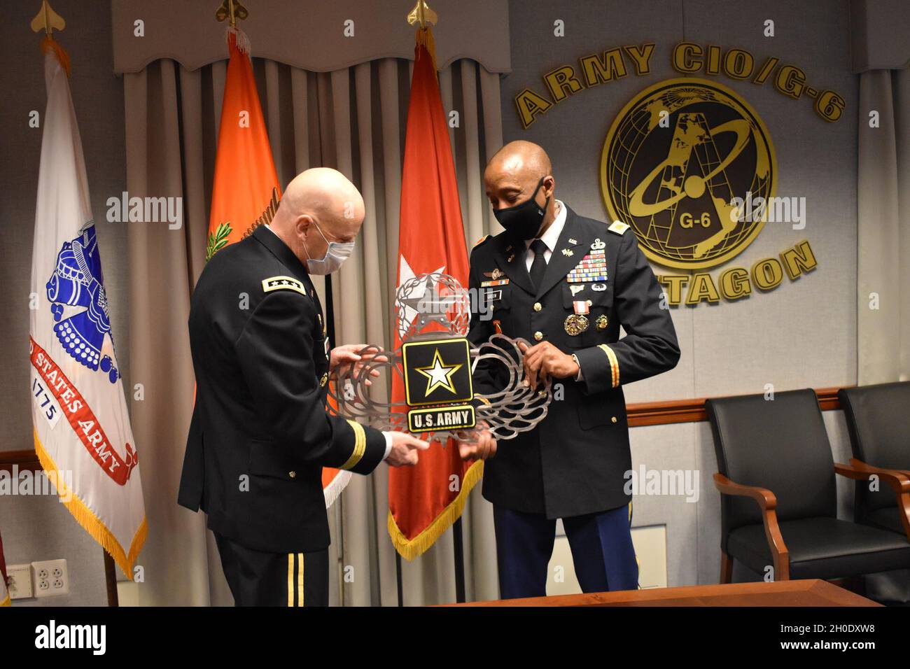 Pentagon logo Banque de photographies et d’images à haute résolution ...