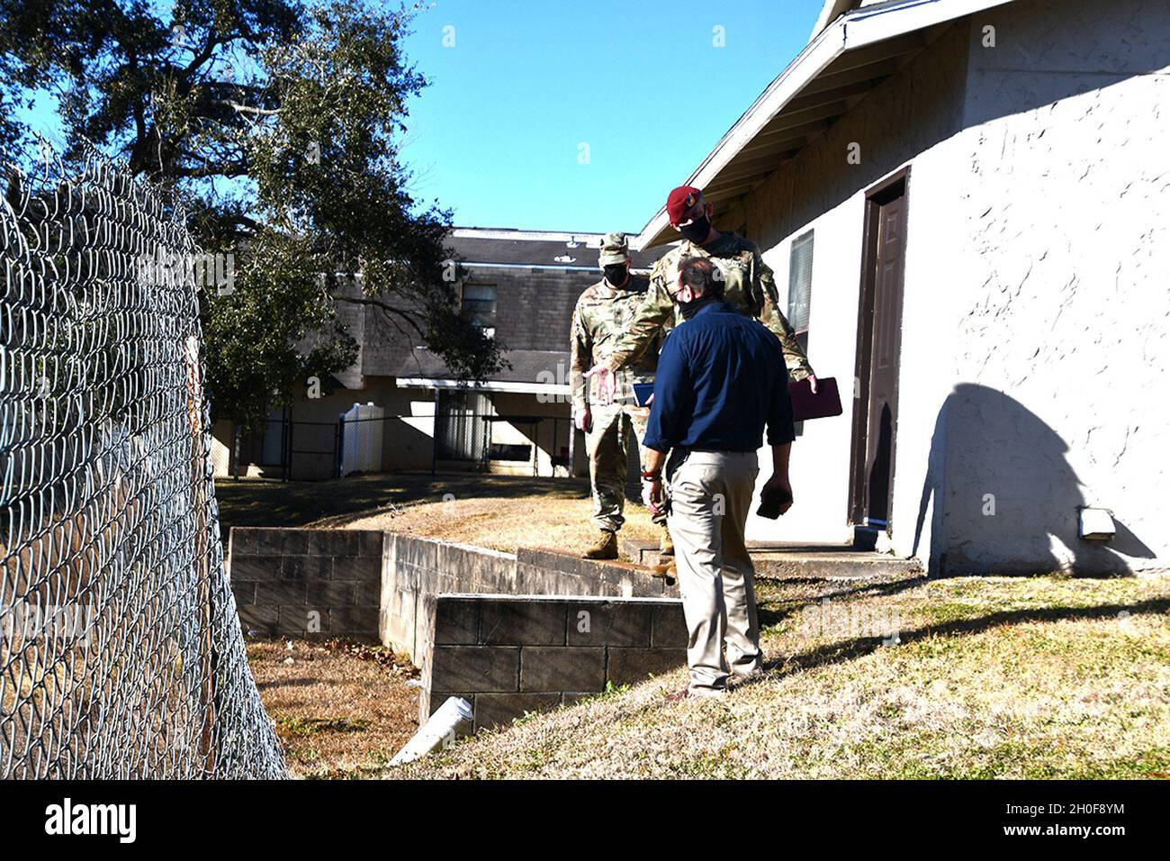 Bang.Le général David S. Doyle, joint Readiness Training Centre et le ...