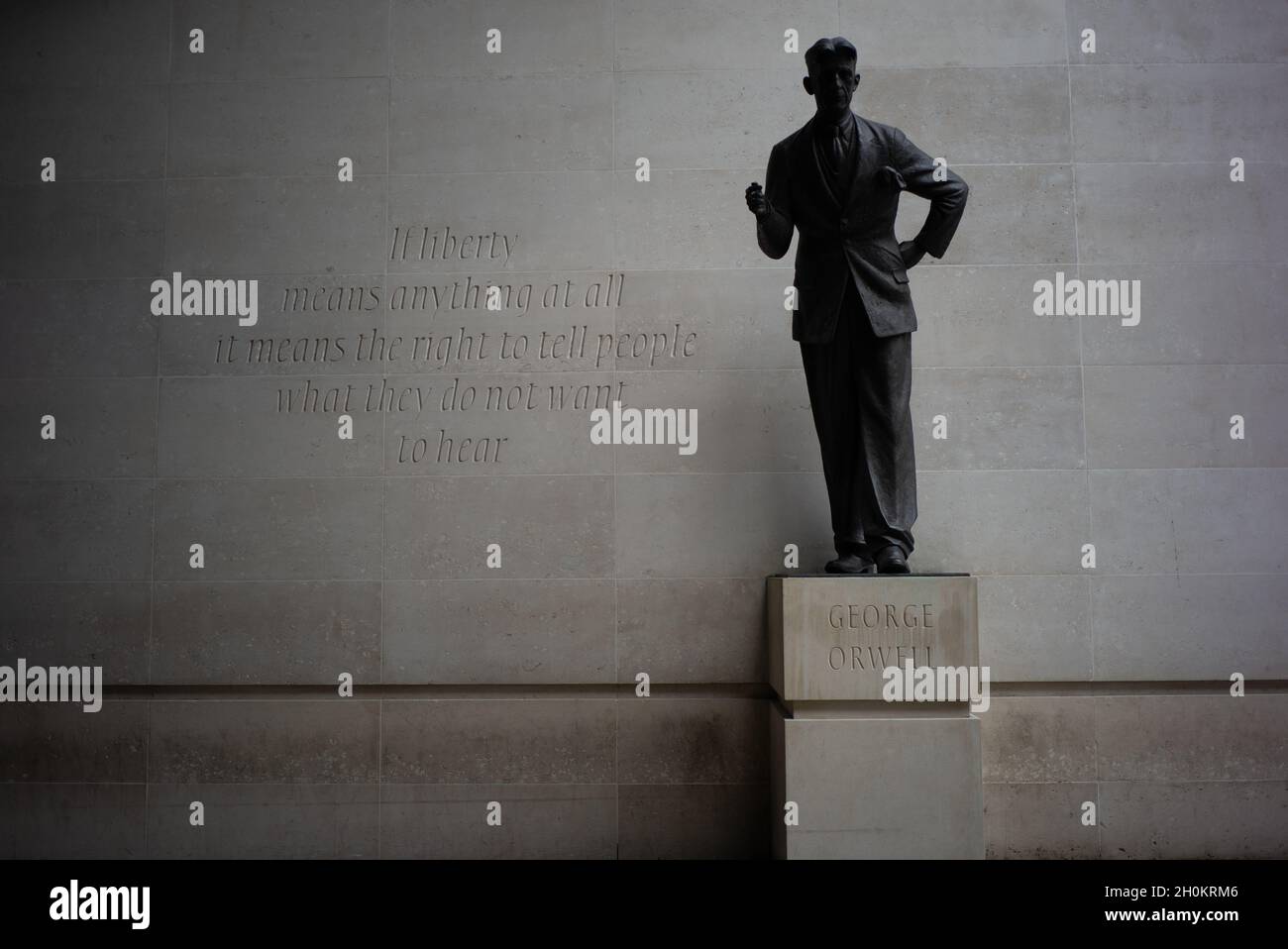 Statue de bbc george orwell Banque de photographies et d’images à haute ...
