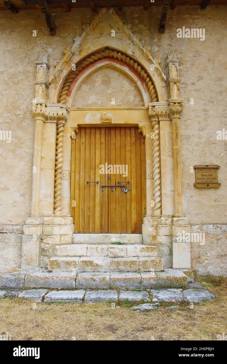 Frises gothiques Banque de photographies et d’images à haute résolution ...