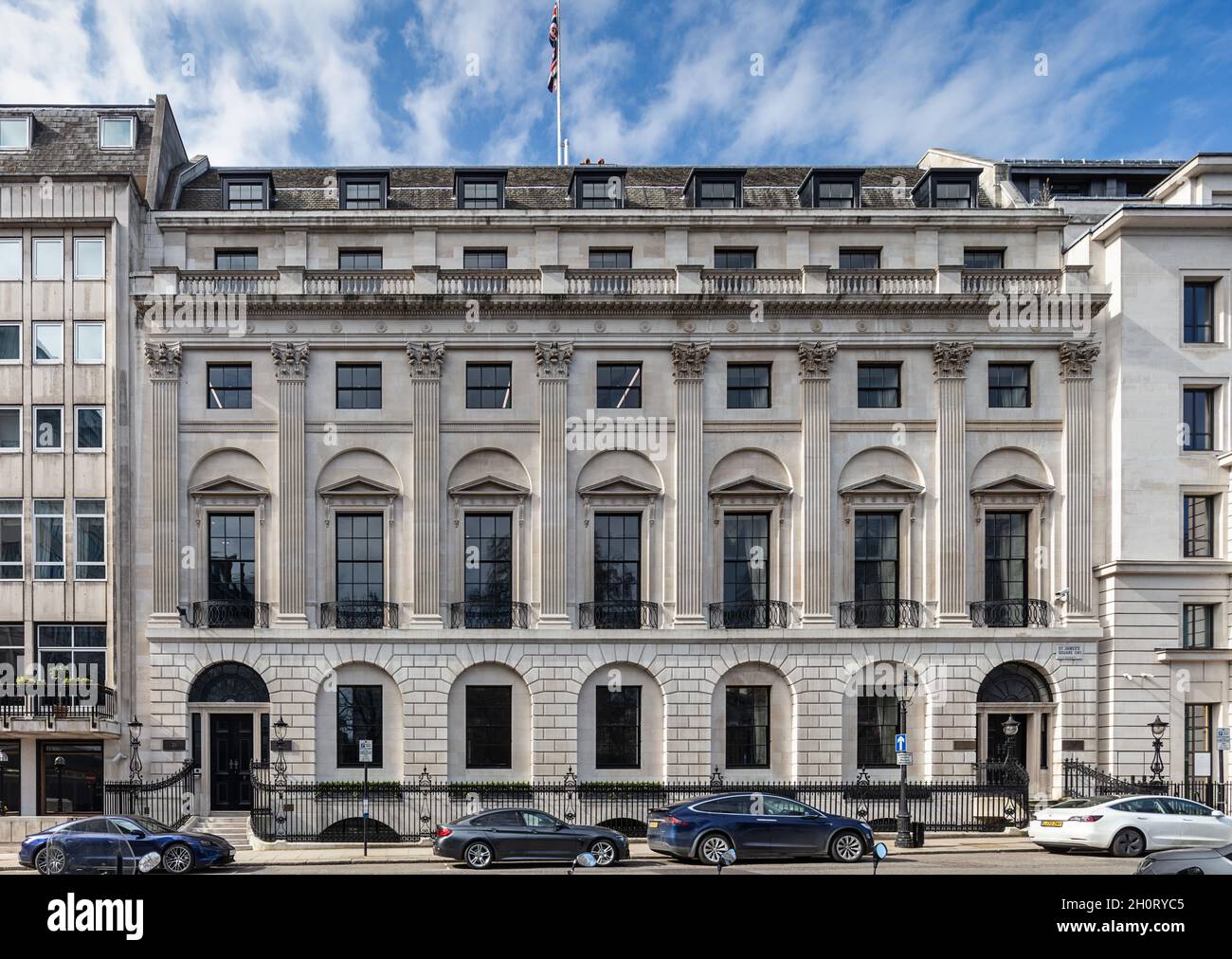 St james square Banque de photographies et d’images à haute résolution ...