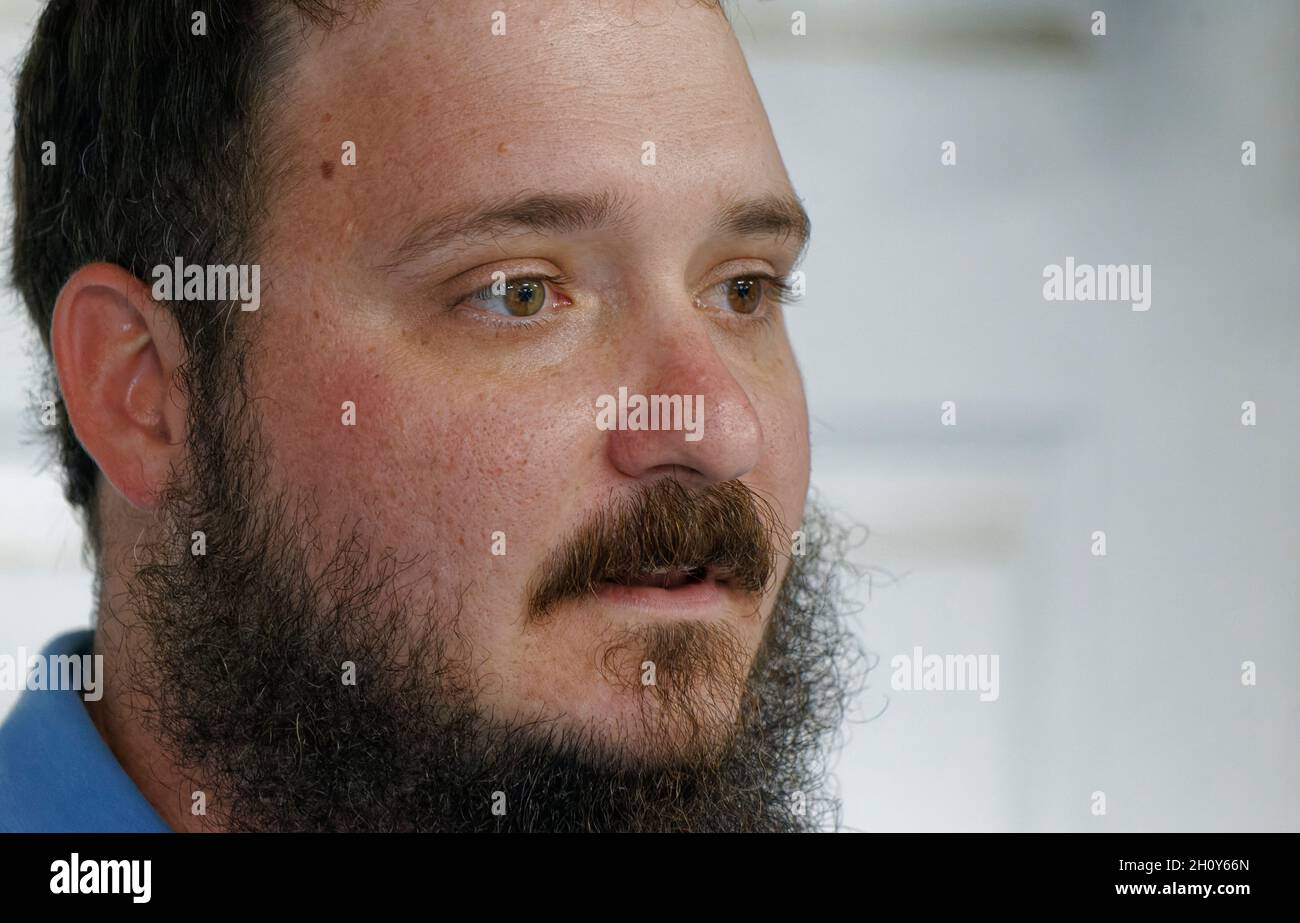 Byron Beard, président de la Fondation Booker D., parle lors de « notre ...