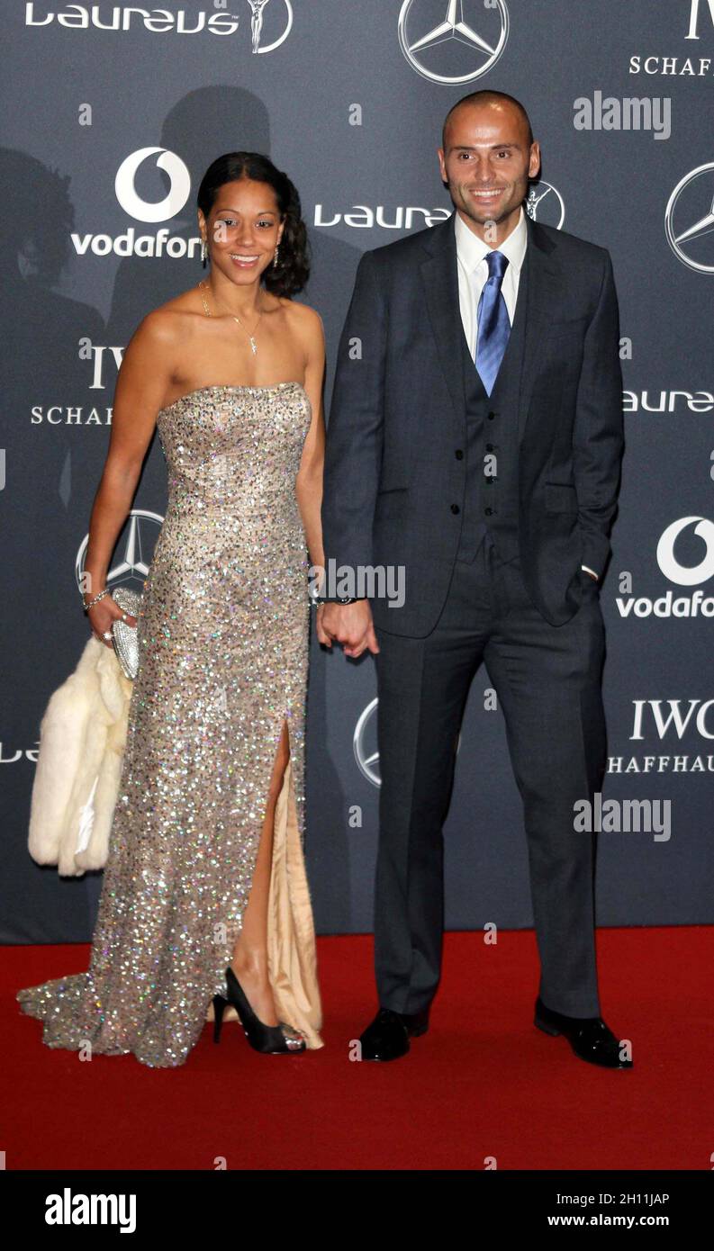 Londres. ROYAUME-UNI. Andy Turner et invité lors des Laureus World ...