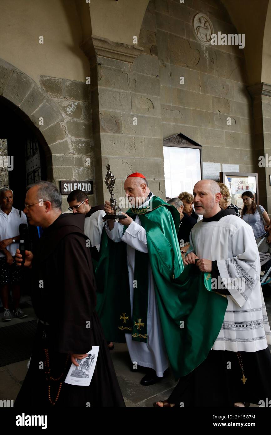 Le cardinal angelo comastri Banque de photographies et d’images à haute ...