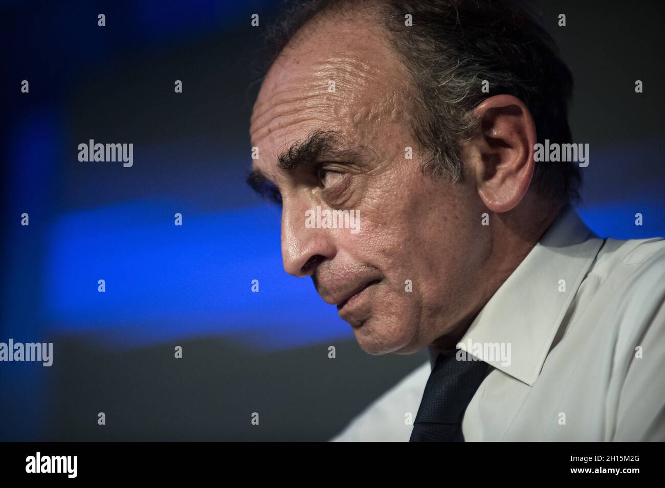 Éric zemmour meeting Banque d'image et photos - Alamy