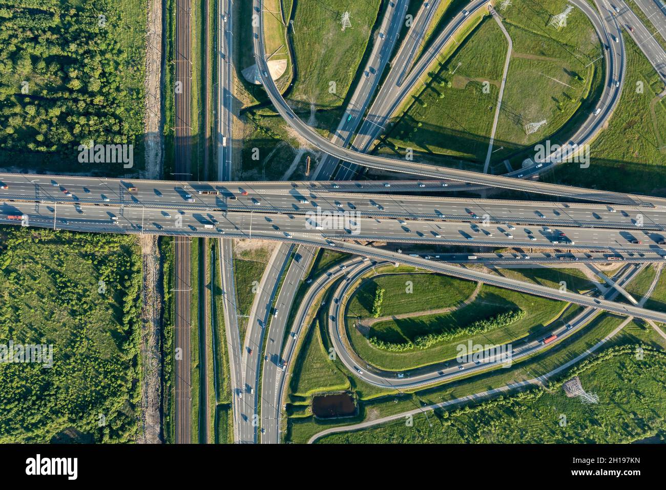 Aerial motorway junction roundabout Banque de photographies et d’images ...