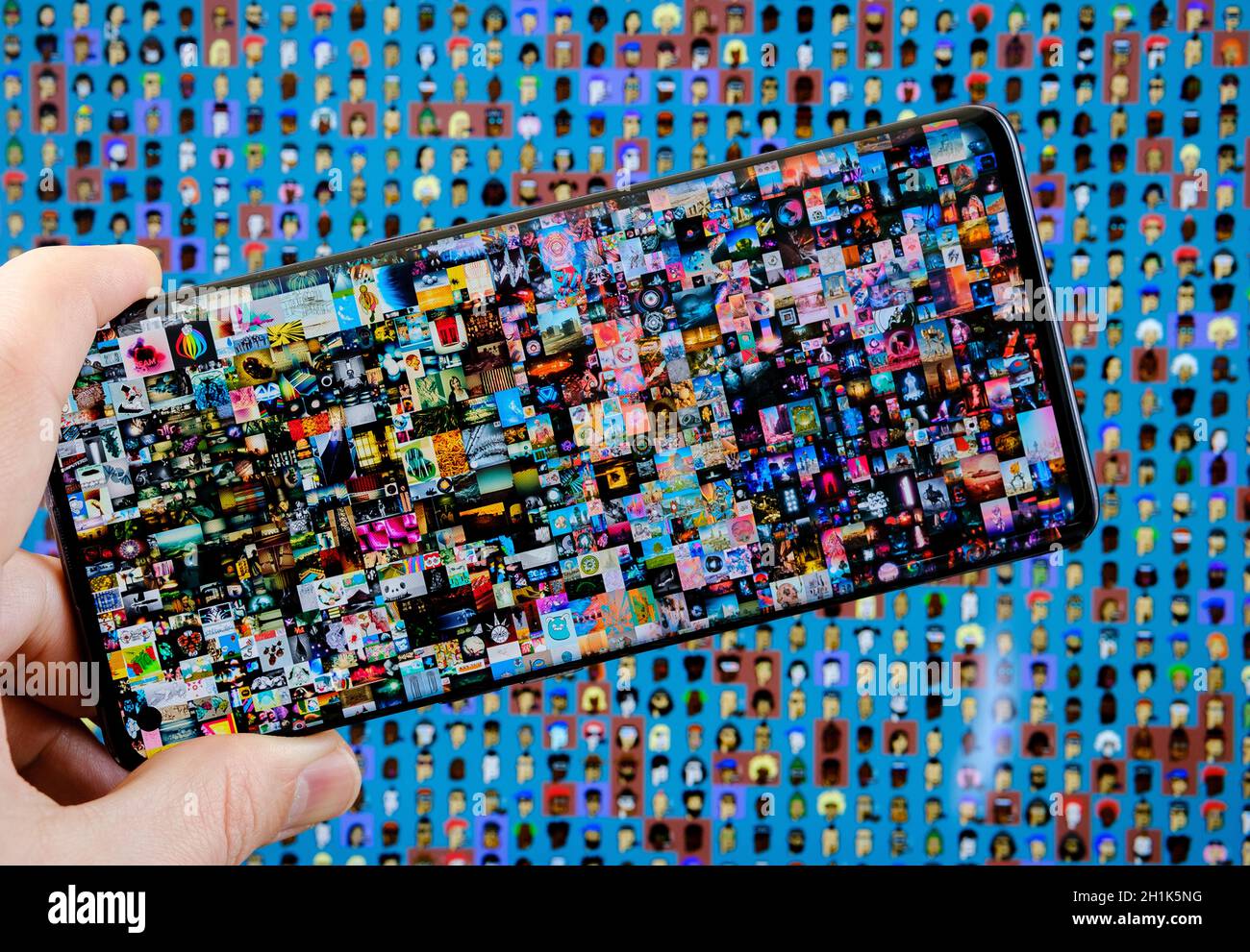 Deux œuvres d'art NFT les plus chères.Concept.Beeple 'Everydays — The ...