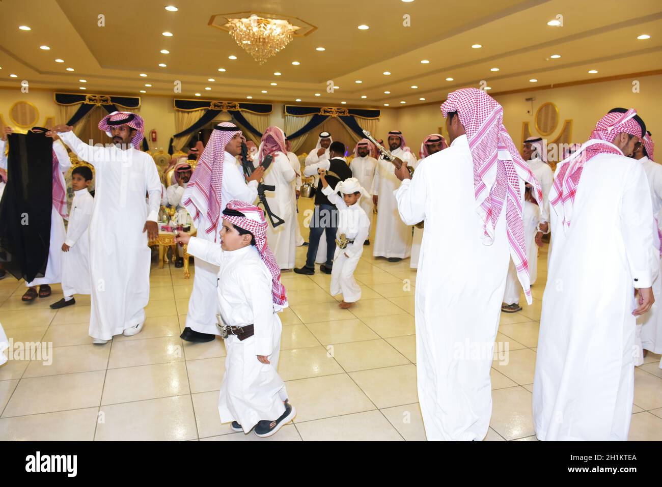 Ghutra saudi arabia Banque de photographies et d’images à haute ...