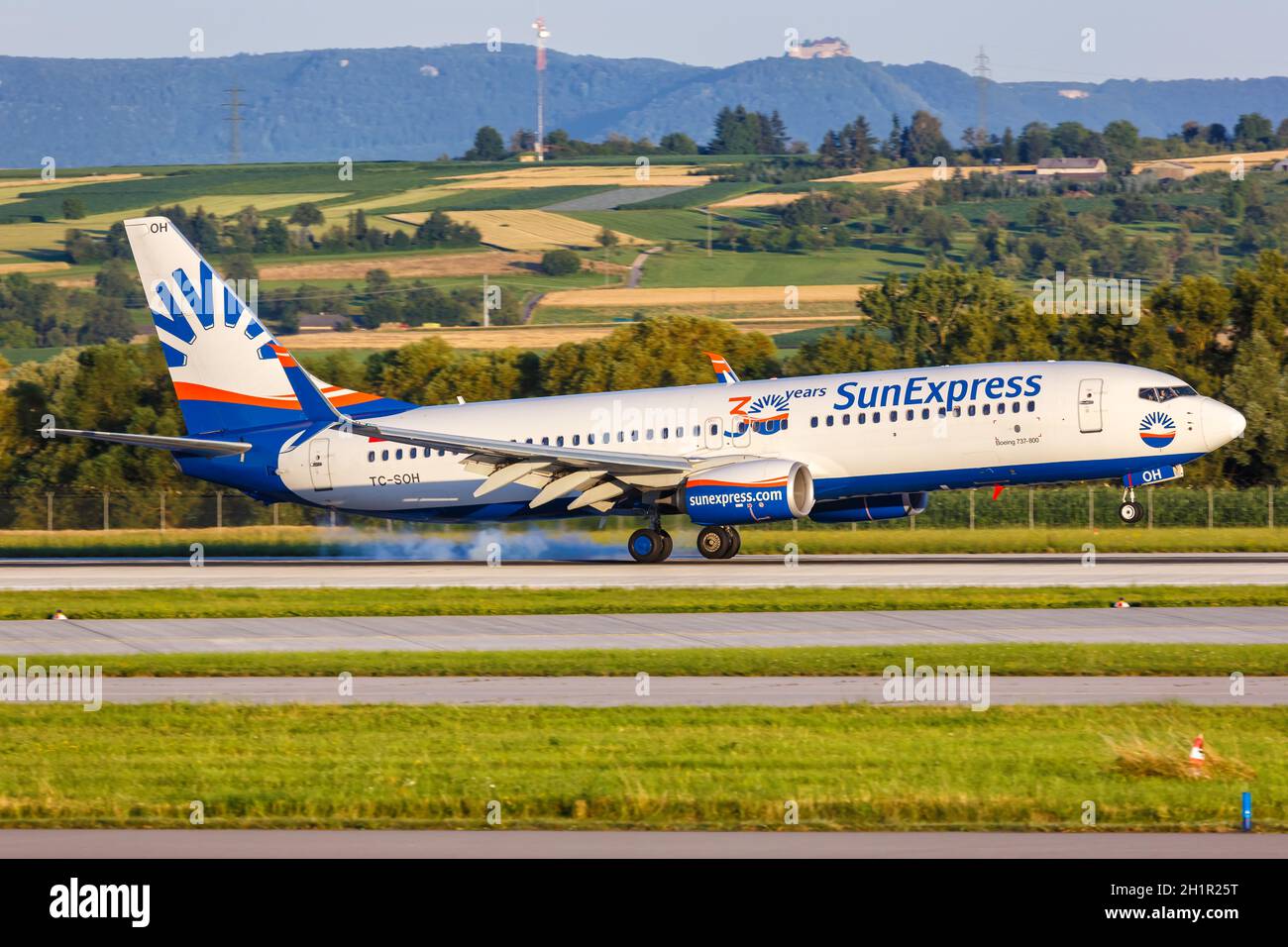 Sunexpress germany boeing 737 800 Banque de photographies et d’images à ...