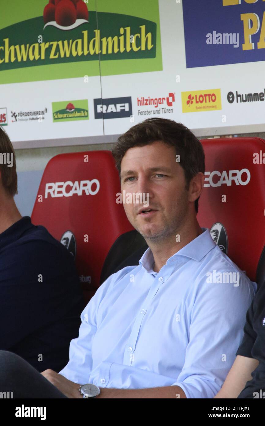 Sportlicher leiter vorstand sport jochen saier freiburg Banque de ...