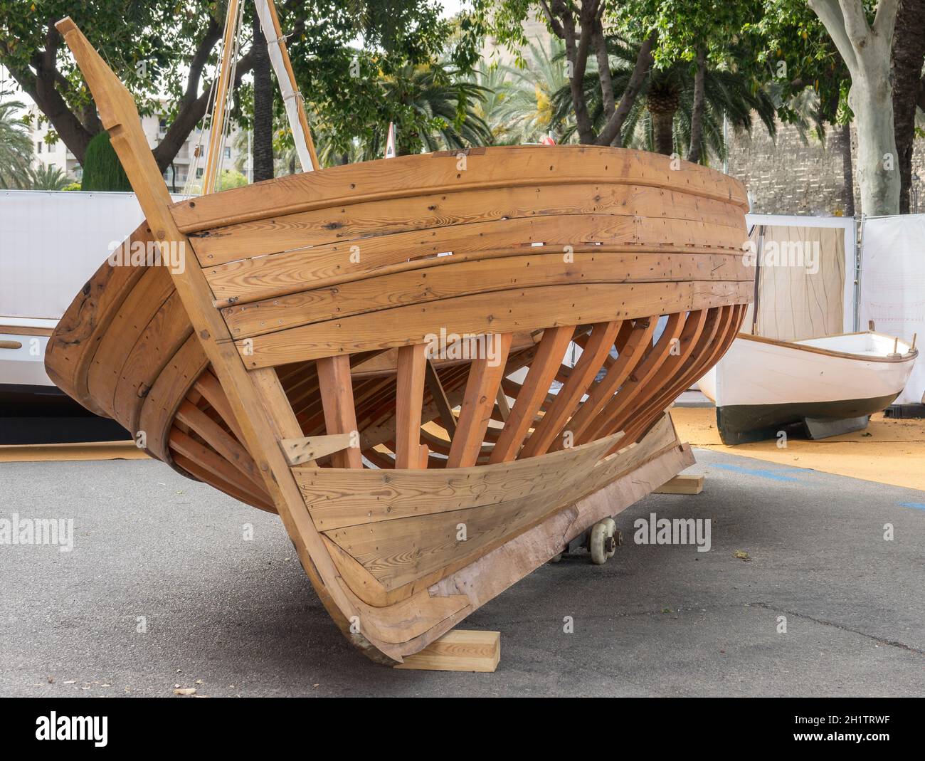 Coque de bateau, squelette d'un bateau en bois, structure en bois ...
