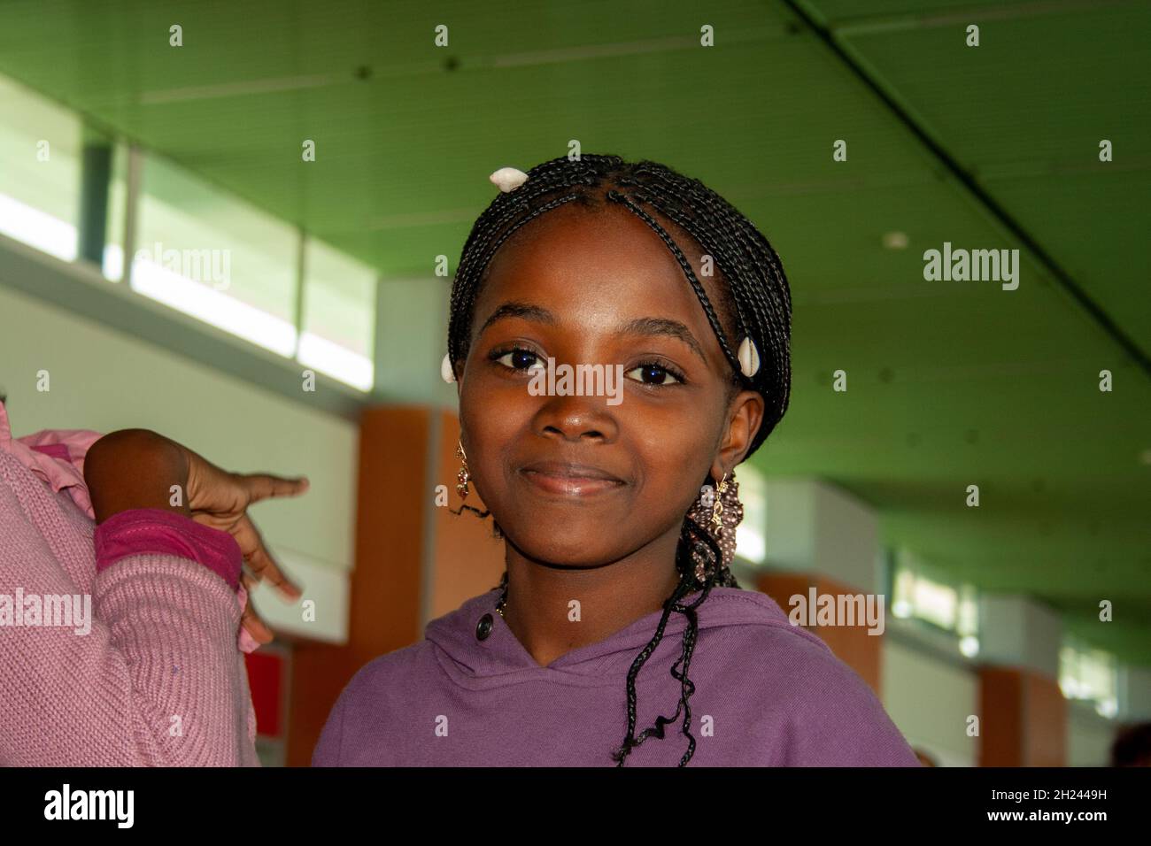 Portrait d'une belle fille marocaine souriante.Photographié à ...