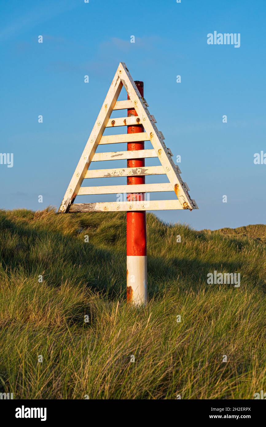Ces signes (allemand : Cuire au four) sur la plage de Mark Ellenbogen ...