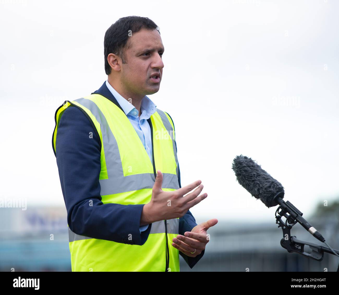 Anas sarwar ppe casque de chantier chantier de construction de casque ...