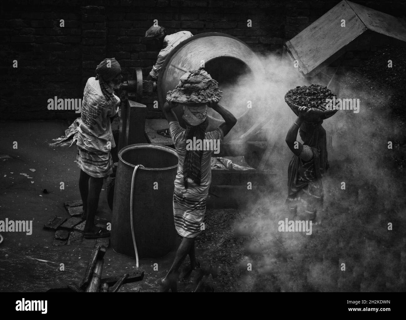 Femmes travailleuses Banque d'images noir et blanc - Alamy