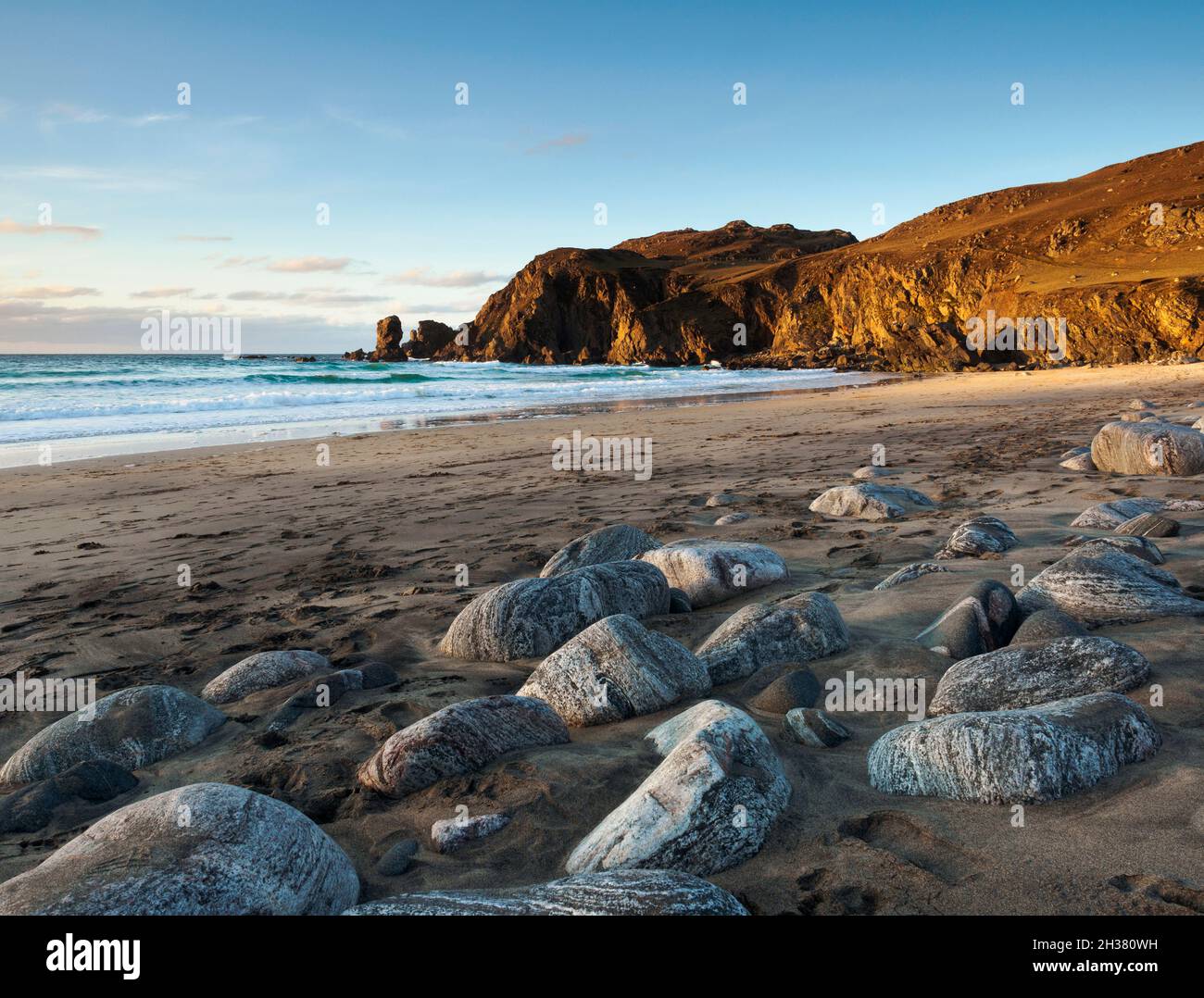 Lewisian gneiss rocks Banque de photographies et d’images à haute ...
