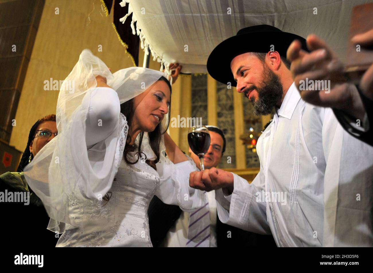 Mariage juif Banque de photographies et d’images à haute résolution - Alamy
