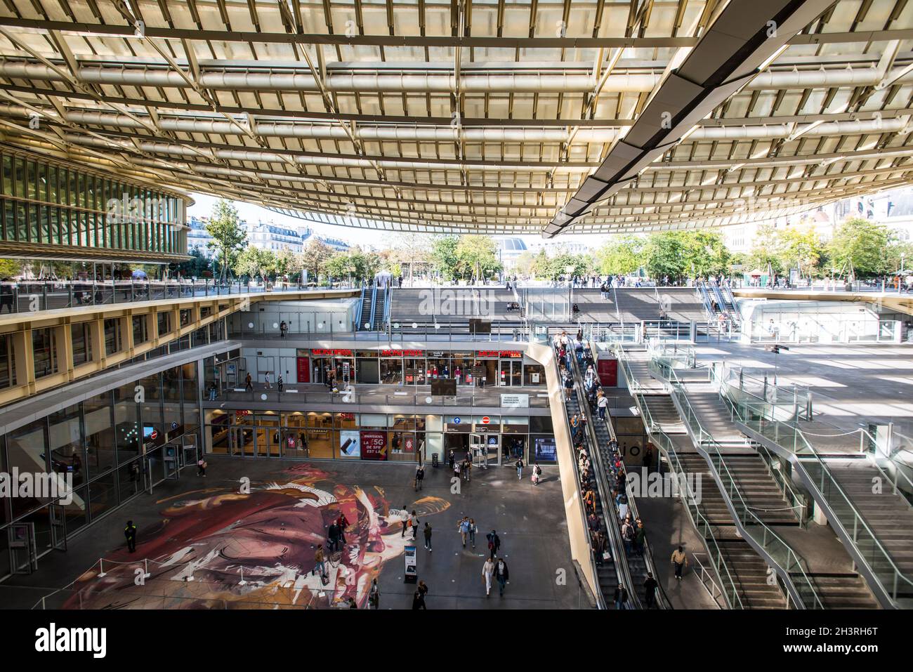 Forum des halles de paris Banque de photographies et d’images à haute ...