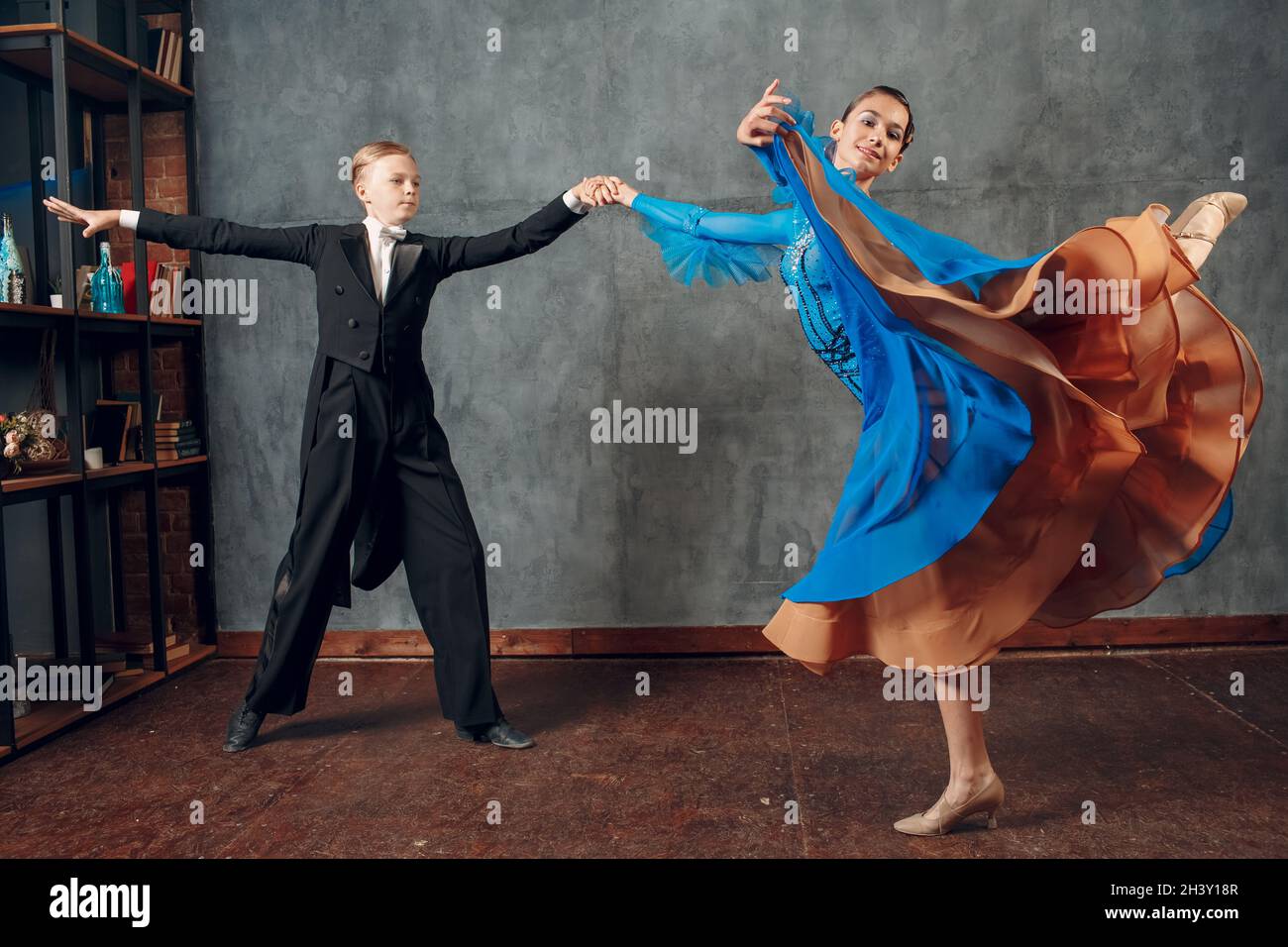 Salle De Bal Femme Banque d'image et photos - Alamy