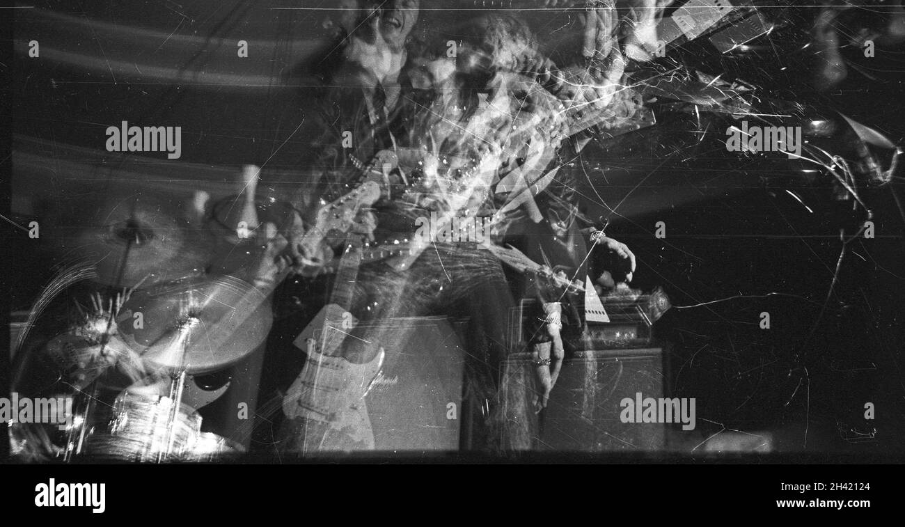 INFORMATION SUR L'IMAGE : Guitariste violet profond Ritchie Blackmore ...