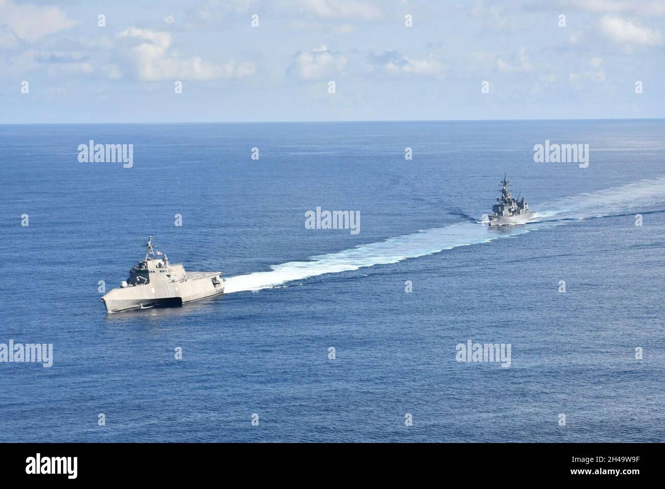 JS Yudachi, États-Unis.28 octobre 2021.Le navire de combat littoral USS ...
