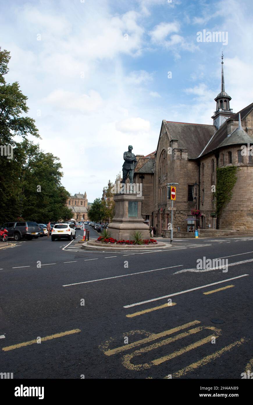 Statue commémorant le lieutenant-colonel George Elliott Benson qui est ...