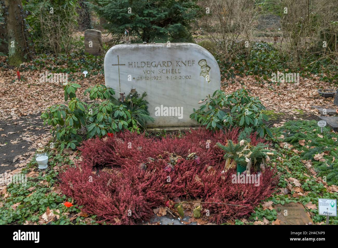 Grab hildegard knef waldfriedhof zehlendorf berlin Banque de ...