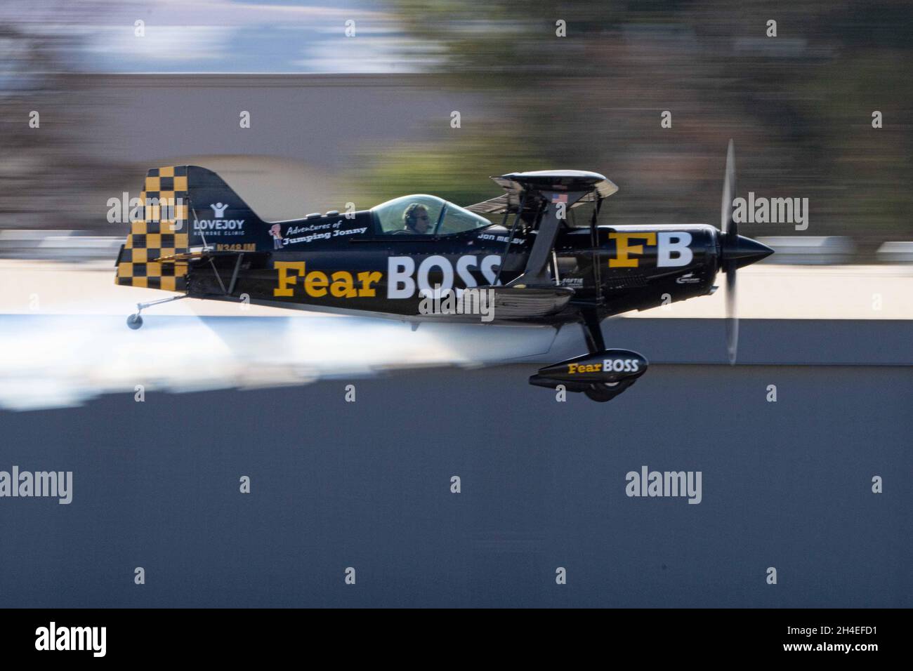 31 octobre 2021, Salinas, CA: Jon Melby pilote les Pitts de Fear Boss S ...