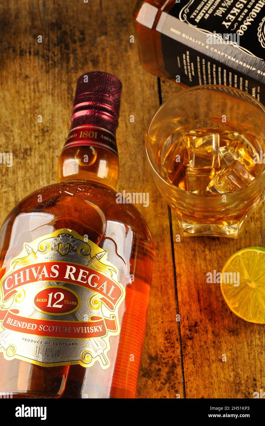 Jack daniels verre Banque de photographies et d’images à haute ...