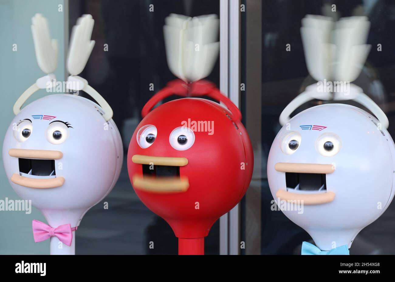 Tokyo, Japon.5 novembre 2021.Les robots de divertissement Big Clapper ...