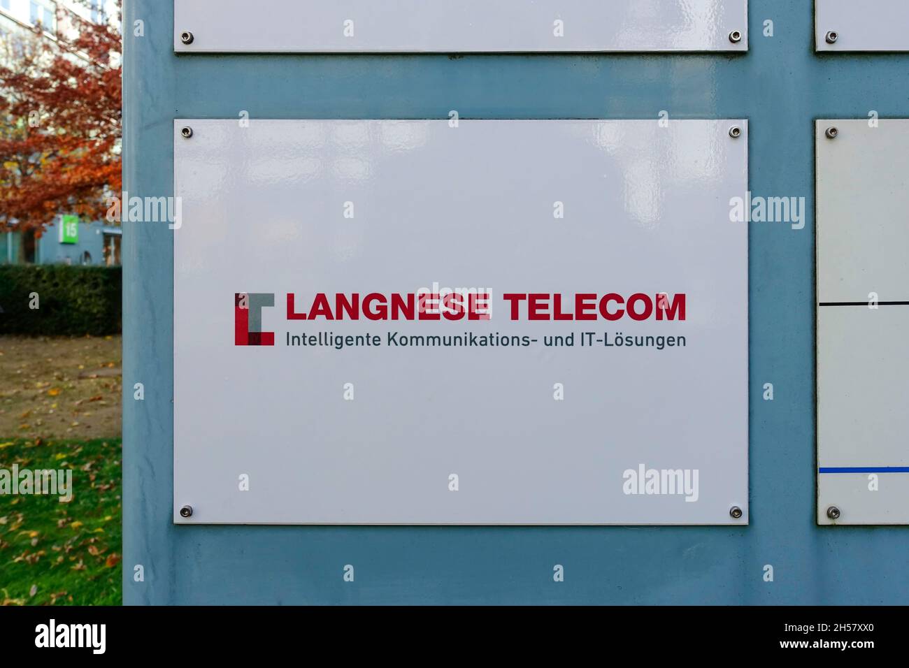Langnese logo Banque de photographies et d’images à haute résolution ...
