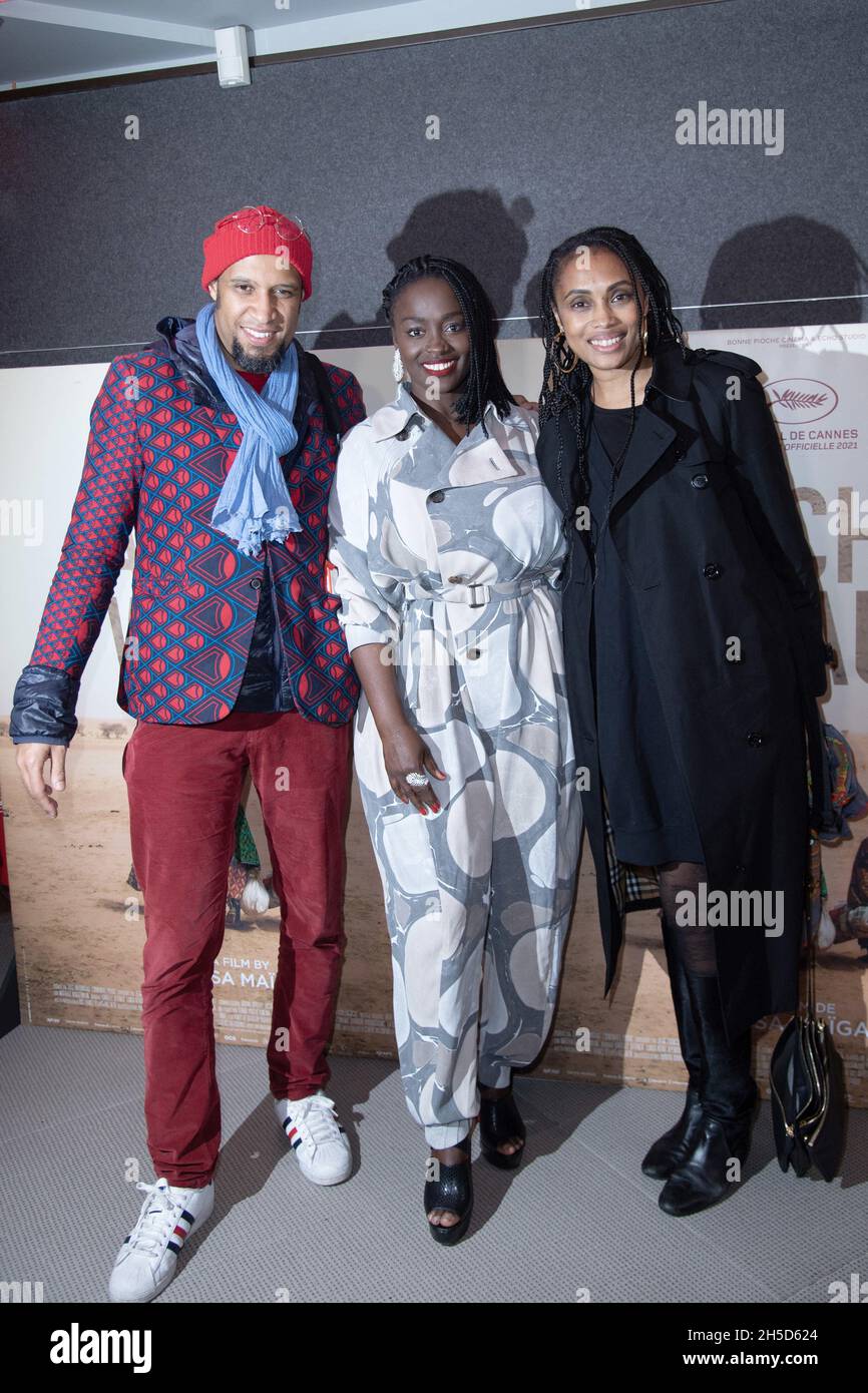 Le mari d'Imany Malick Ndiaye, Aissa Maiga et Imany ont assisté à la première de Marcher sur l ...