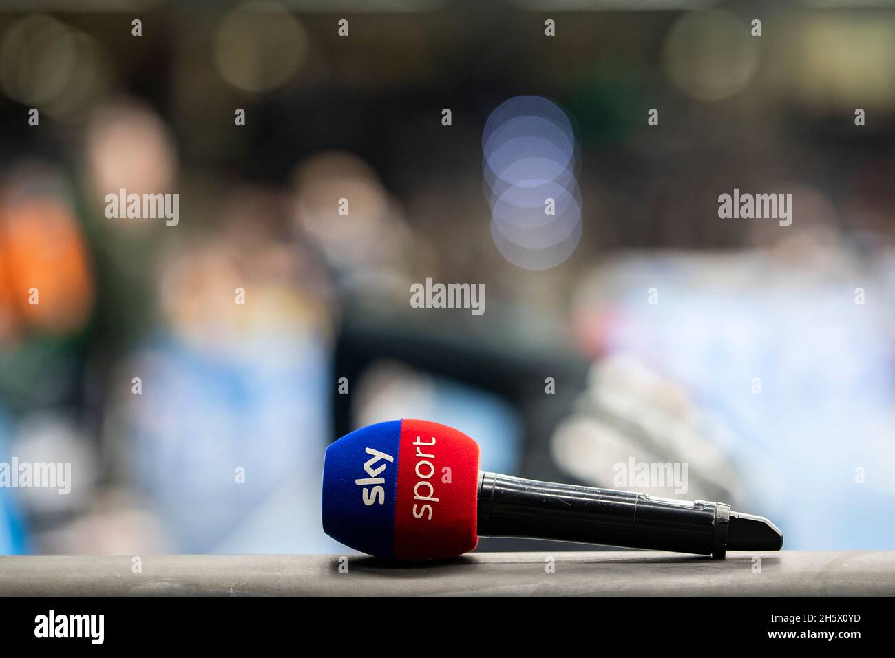10 novembre 2021, Bade-Wurtemberg, Göppingen: Handball: Bundesliga ... 10 novembre 2021, Bade-Wurtemberg, Göppingen: Handball: Bundesliga ...