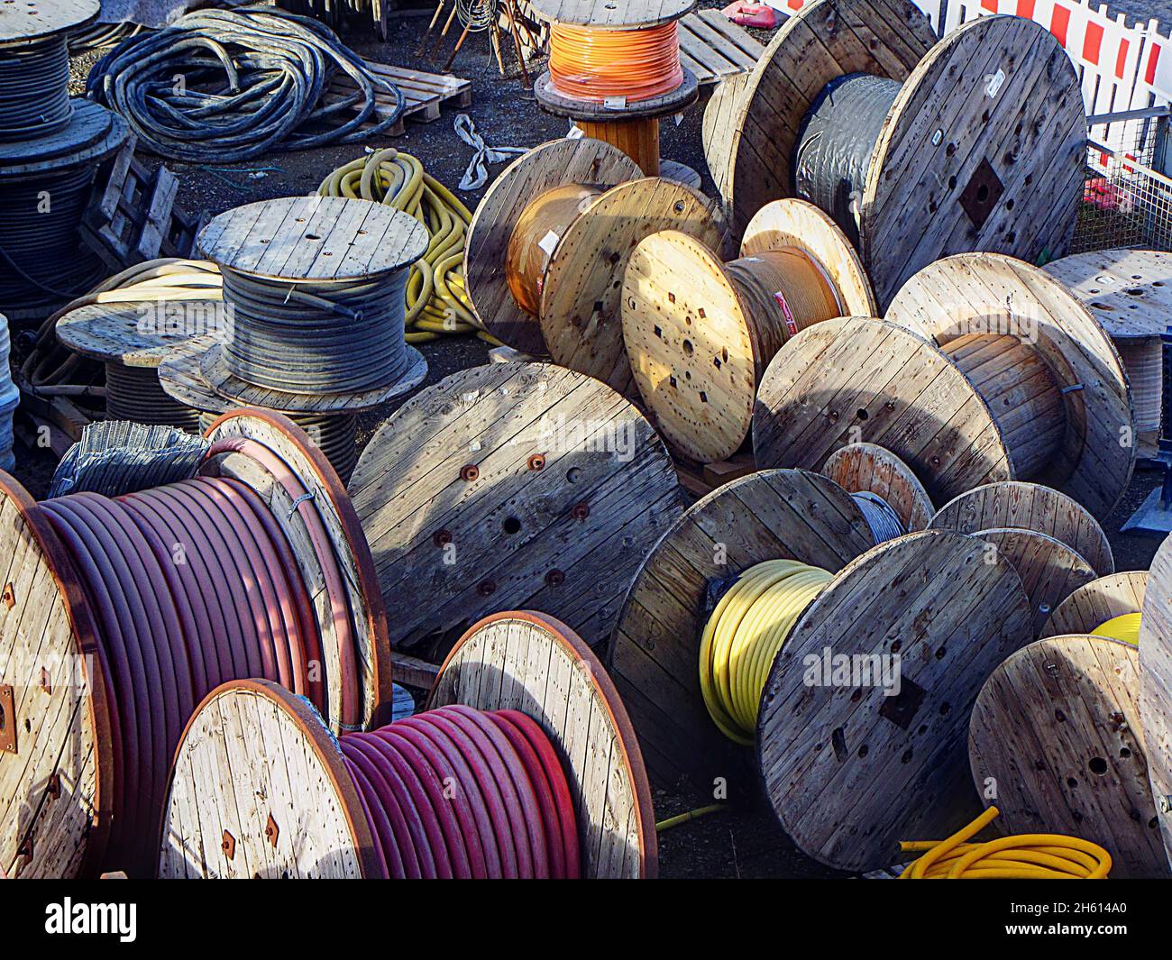 Fiber optical cable reels Banque de photographies et d’images à haute ...