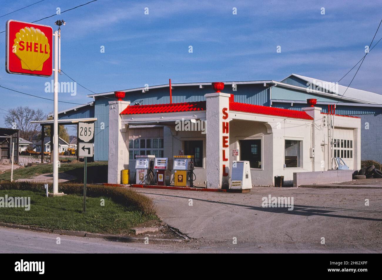 Shell station history Banque de photographies et d’images à haute ...