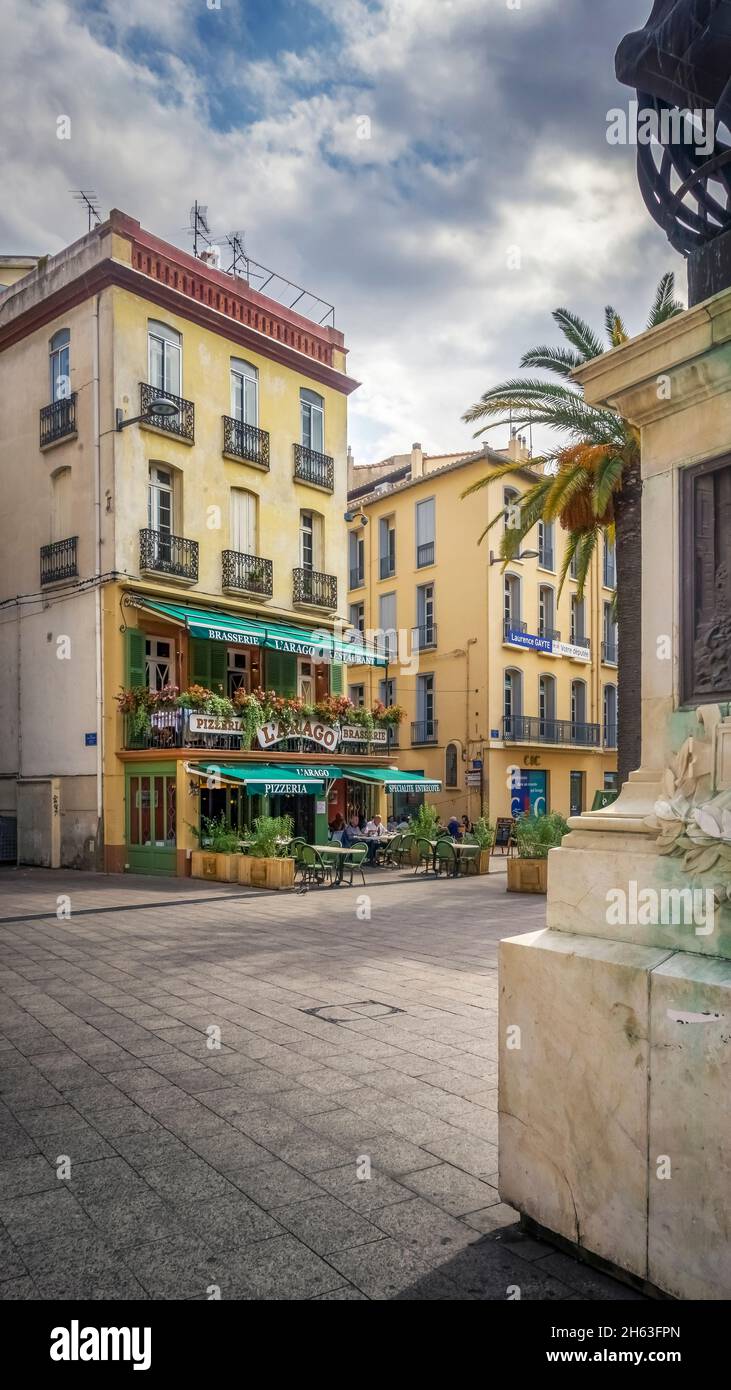 Perpignan street view france Banque de photographies et d’images à ...