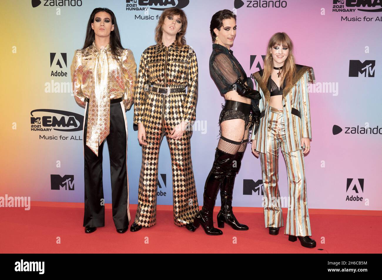 Budapest, Hongrie.Le 14 novembre 2021, Victoria de Angelis, Damiano David, Ethan Torchio et ...