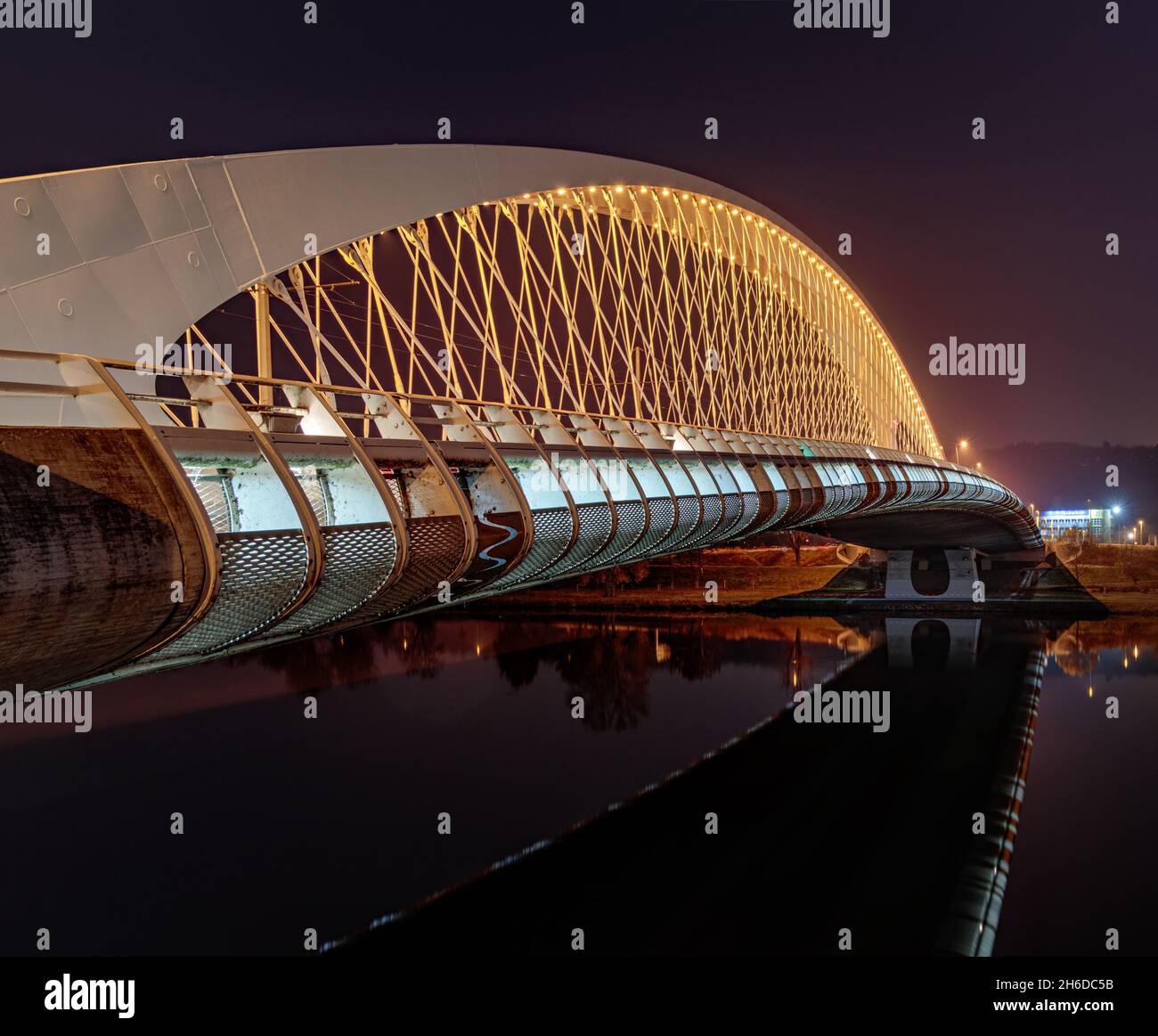Pont de troja Banque de photographies et d’images à haute résolution ...