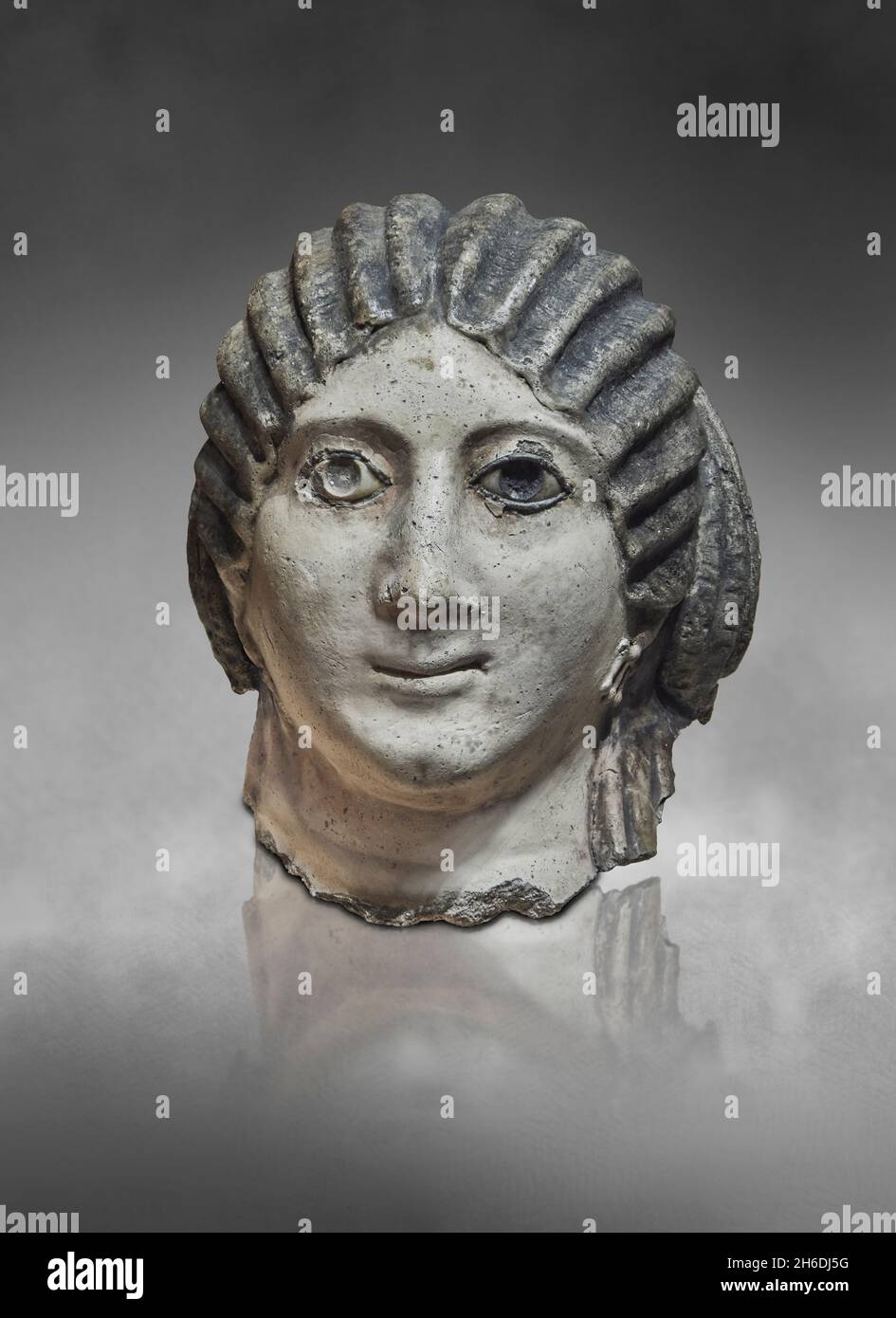 Masque funéraire de plâtre égyptien romain, 200 - 299 AD.Musée du ...