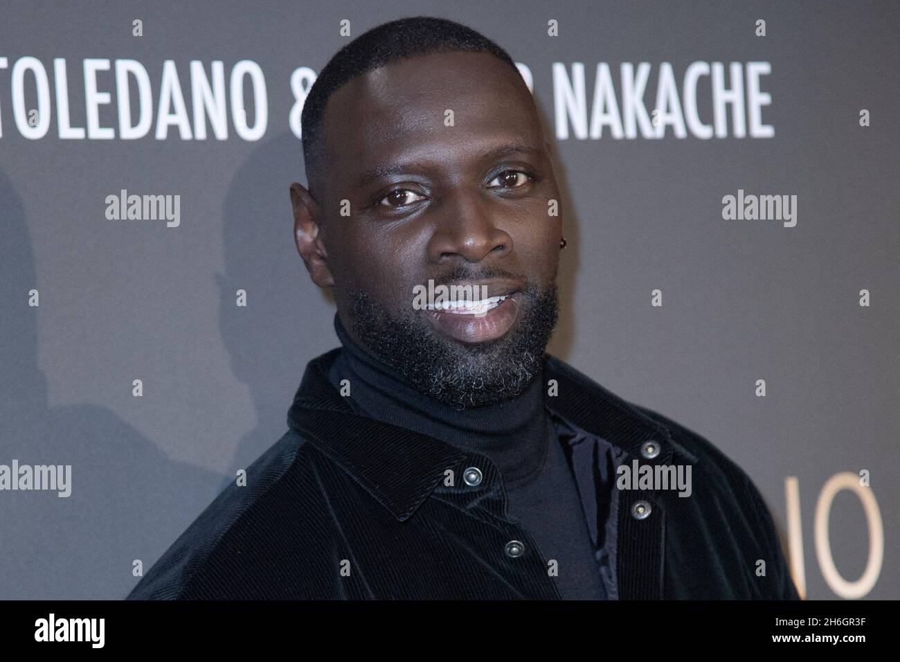 Omar Sy a assisté au 10ème anniversaire du film Intouchables au cinéma ...